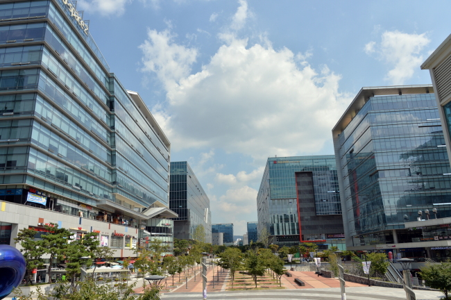 The Pros and Cons for working at Pangyo Techno Valley